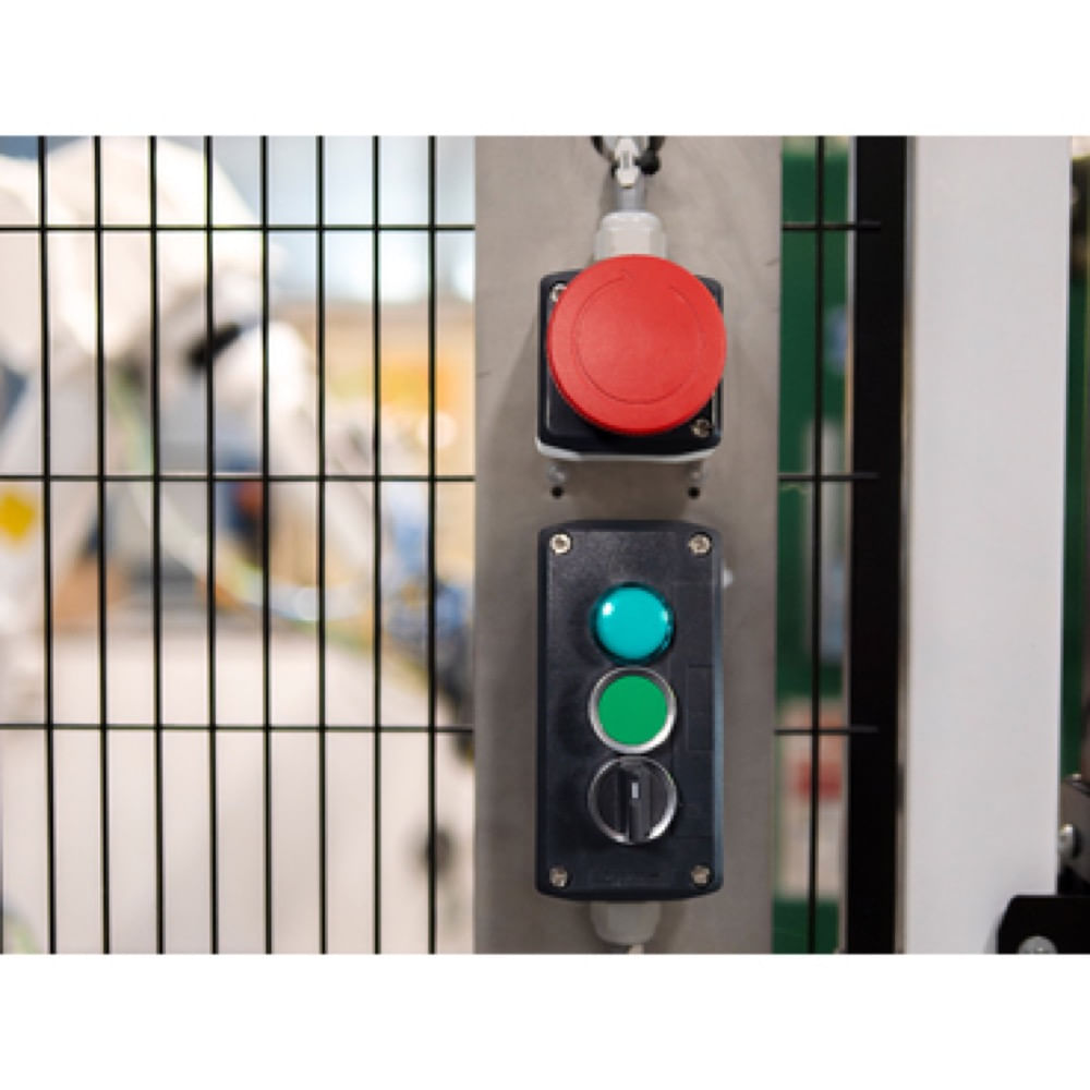 Chave seletora Ø22mm plástica, 3 posições fixas, com chave, 2NA - Steck